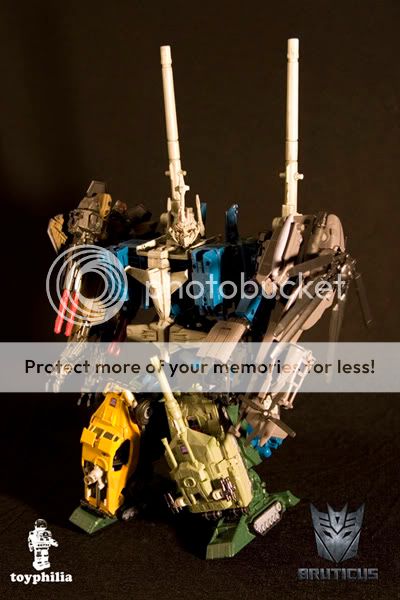 TFTM Custom Combaticons - Bruticus! | TFW2005 - The 2005 Boards
