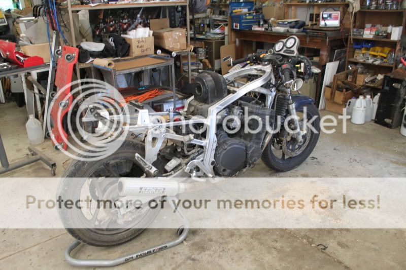 Ammadien's - Kan-o-slabby 86 gsxr 7/11 build | Custom Fighters - Custom ...